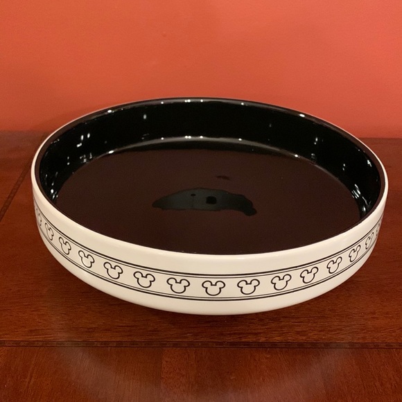Dining | Disney Mickey Mouse Deep Dish Bowl Platter | Poshmark